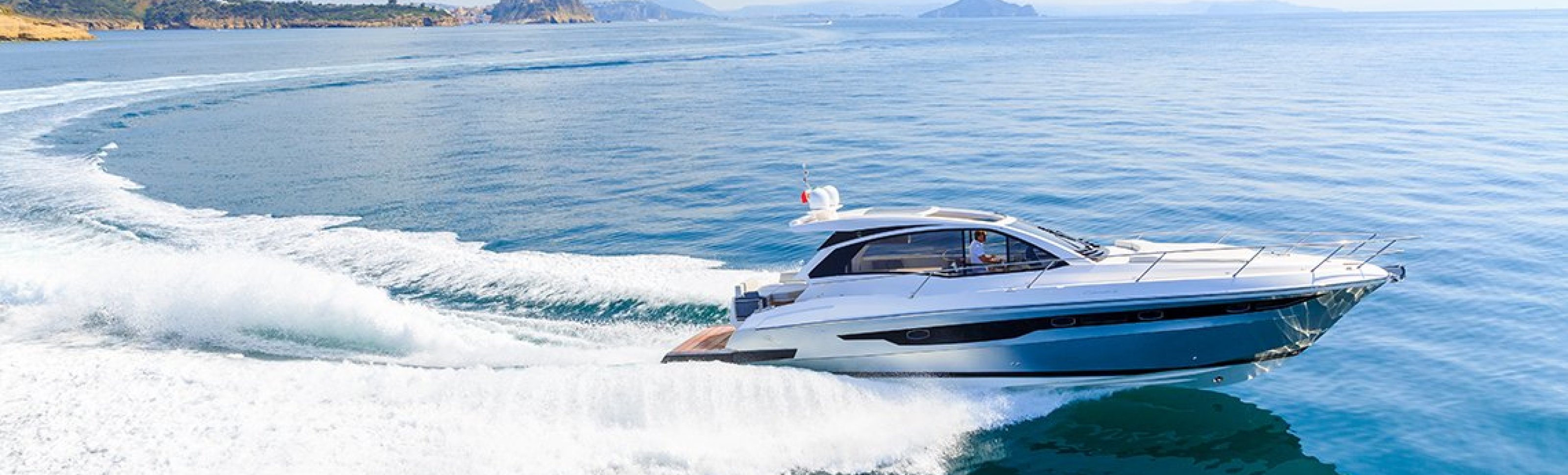 Guide: Bow and stern thrusters for recreational boats - Sleipner UK